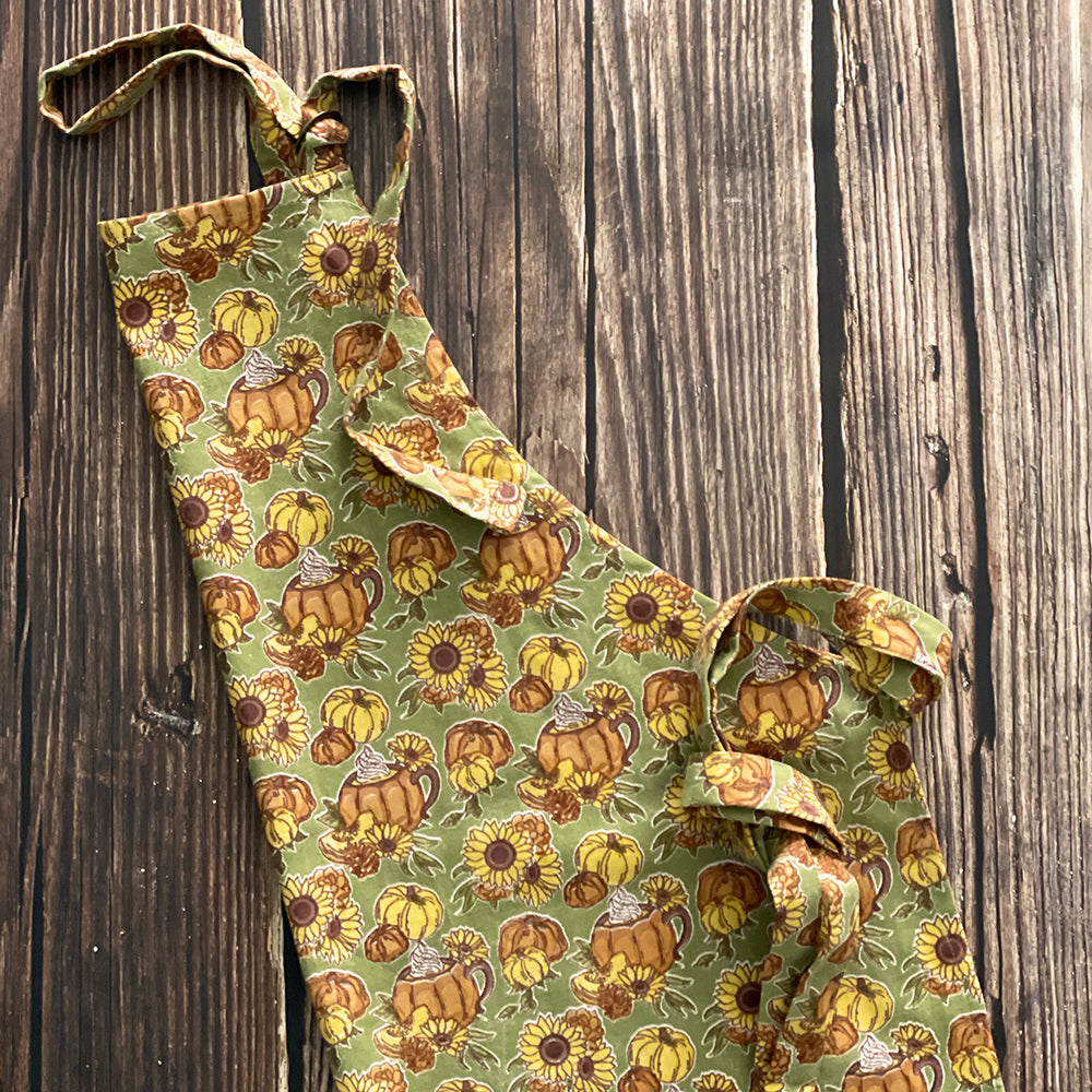Fall Mood Apron – The Mahogany Store